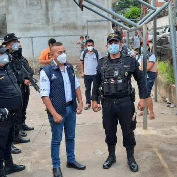 Vive una aventura extrema en el columpio gigante de Olopa