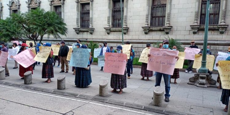 Pobladores De El Estor Agradecen Apoyo Del Gobierno Por Acciones Para