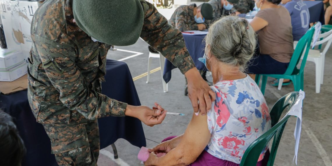 COVID-19: Guatemala supera los 19 millones de dosis administradas ...