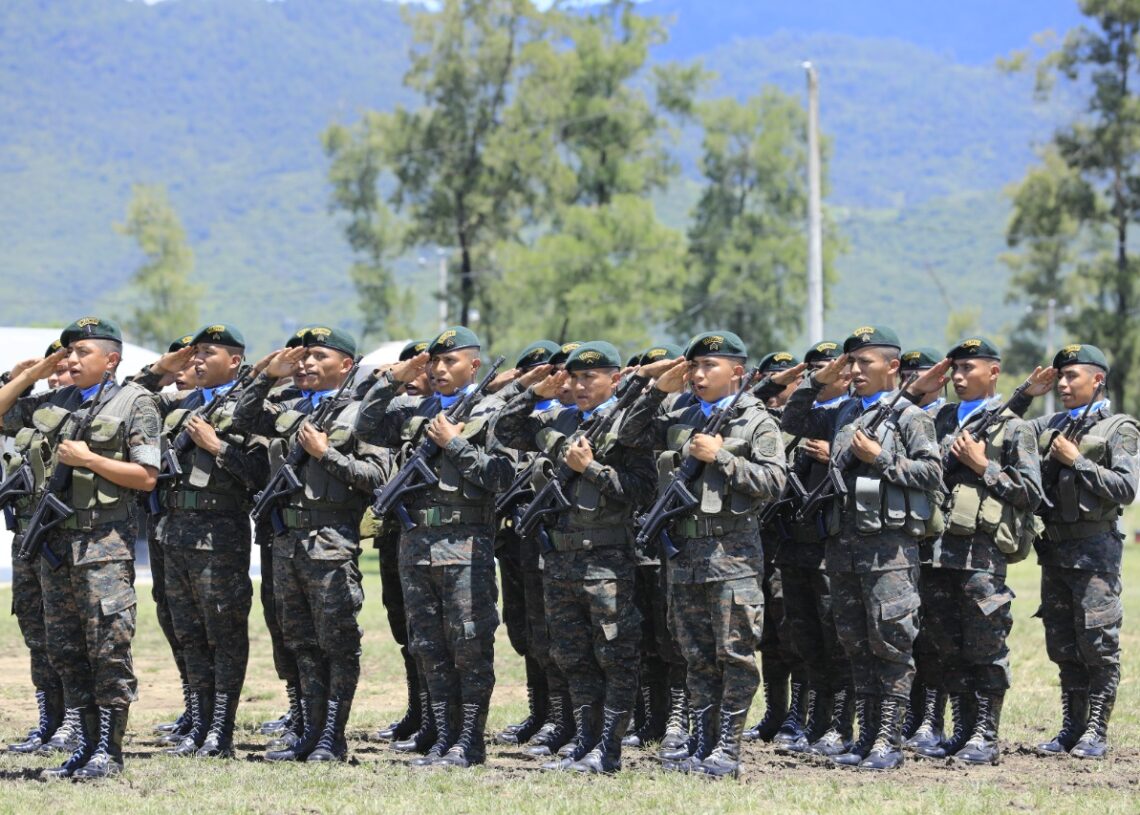 Inauguran Séptima Brigada de Infantería General Kjell Eugenio Laugerud ...