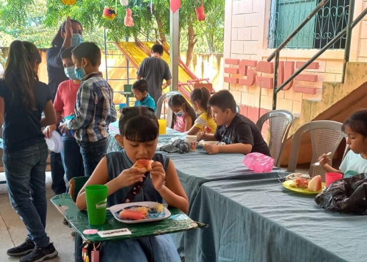 Chiquimula valida 10 menús de alimentación escolar para 2023 - Agencia ...