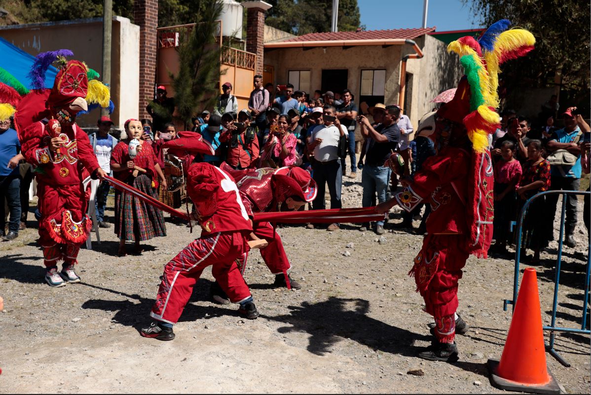 Danza de las Guacamayas o Ma´Muun, Patrimonio Cultural Intangible de la ...