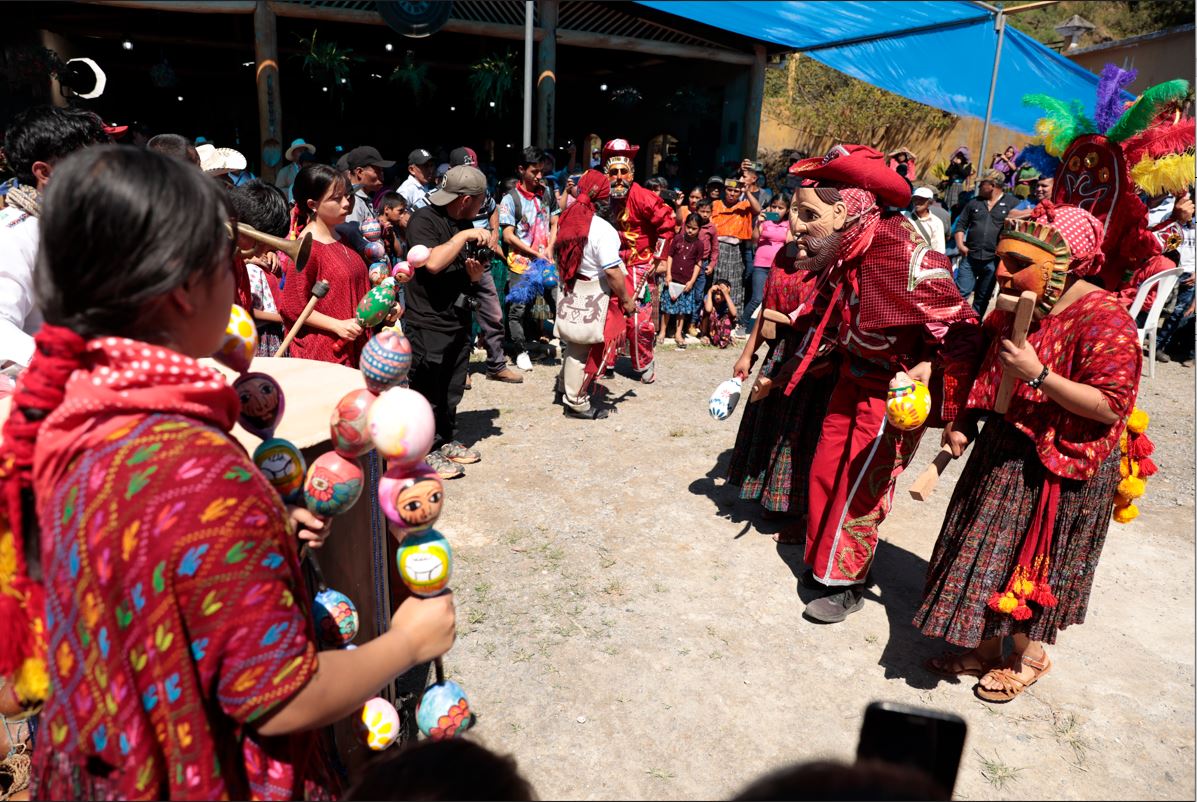 Danza de las Guacamayas o Ma´Muun, Patrimonio Cultural Intangible de la ...