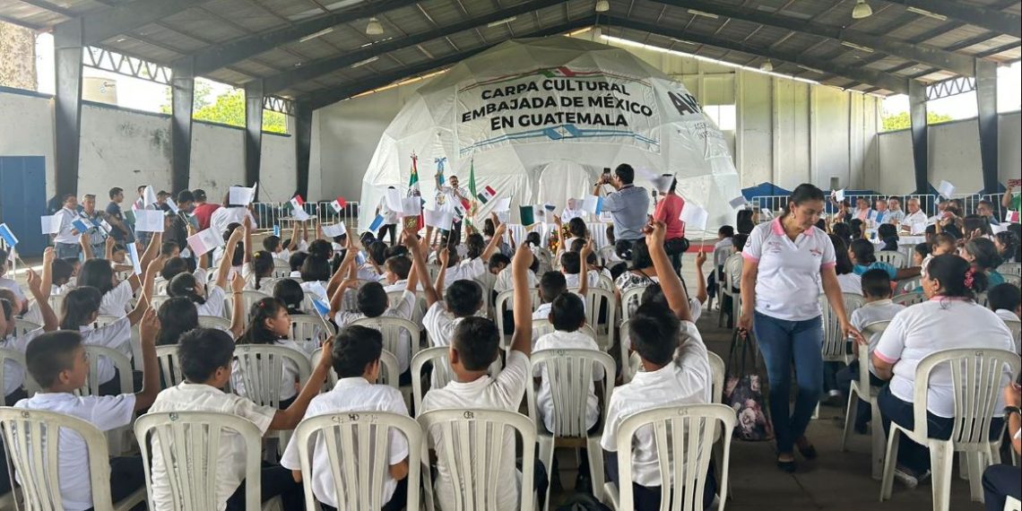 Carpa Cultural de la Embajada de México atendió a más de 4 mil ...