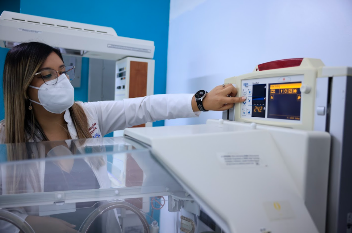 Hospital de Escuintla recibe equipo para atender a pacientes ...