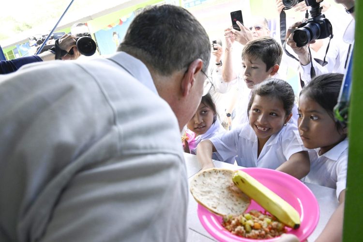 Así fue la alimentación escolar servida durante la inauguración de ...