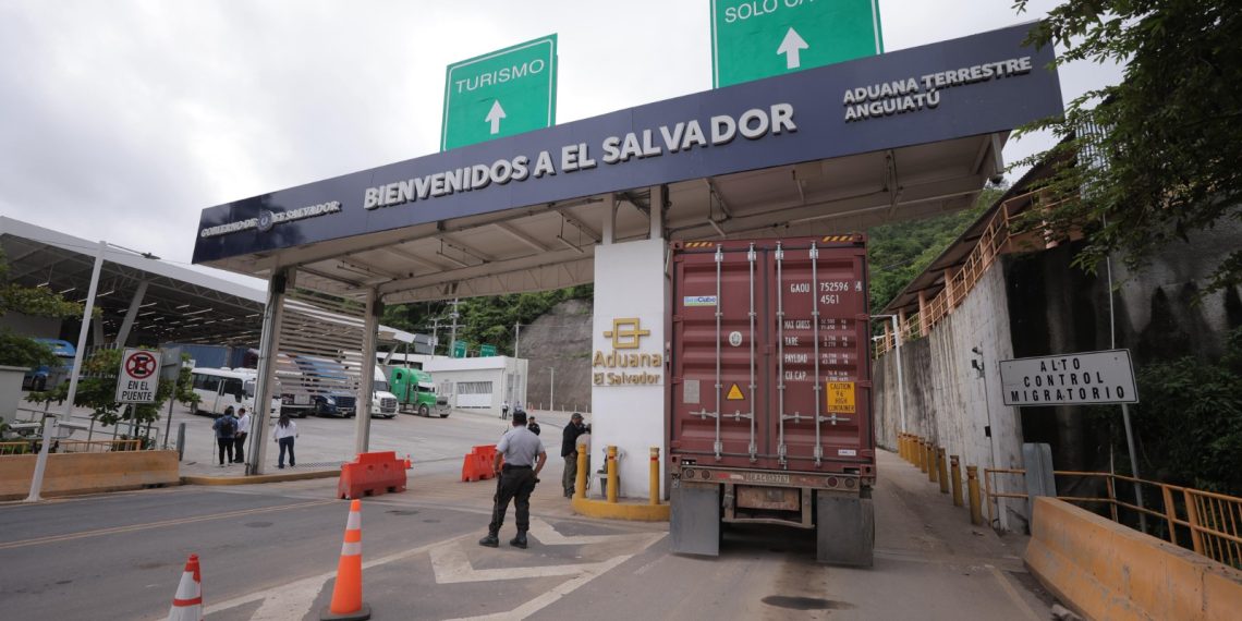 Guatemala y El Salvador inauguran puesto fronterizo moderno en La ...