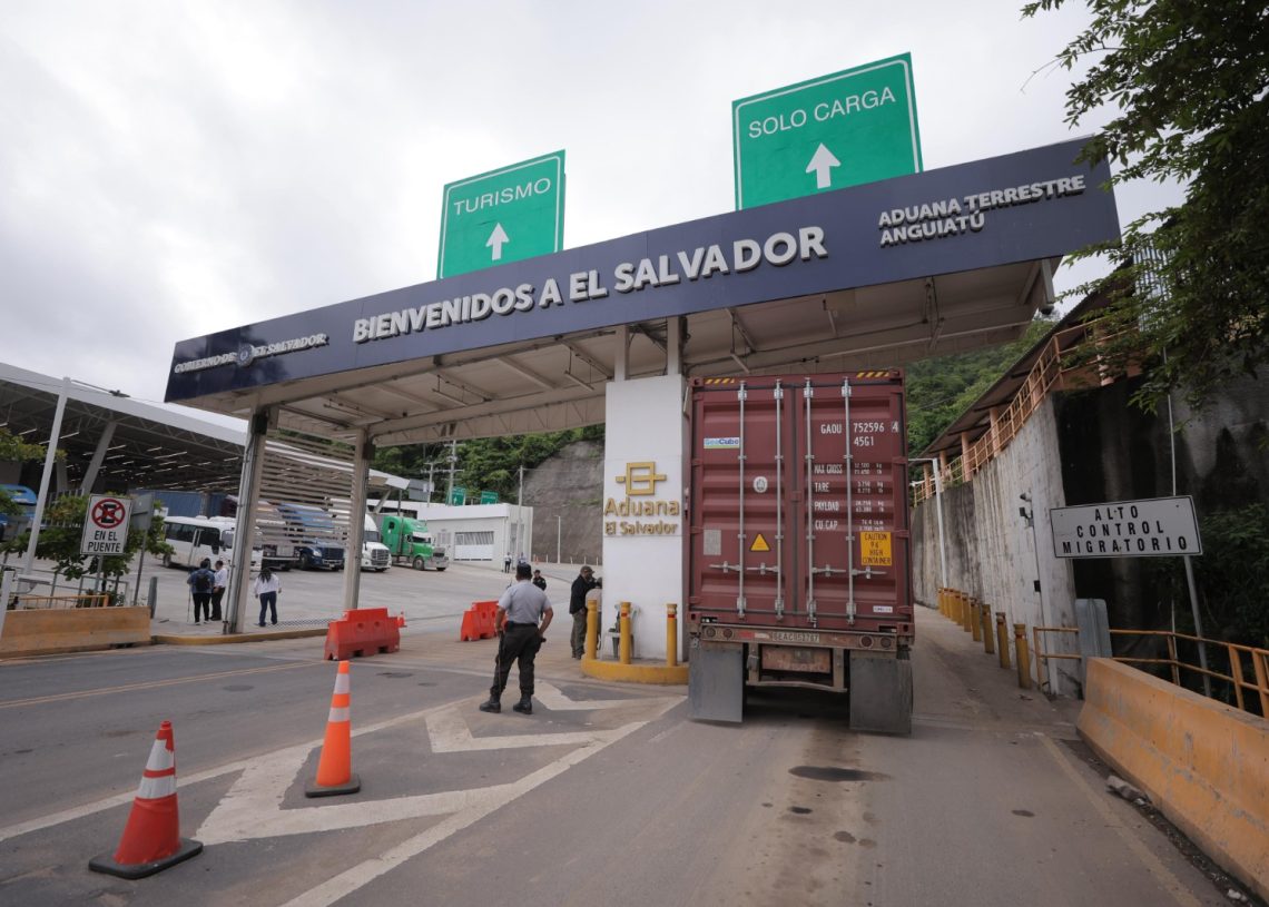 Guatemala y El Salvador inauguran puesto fronterizo moderno en La ...